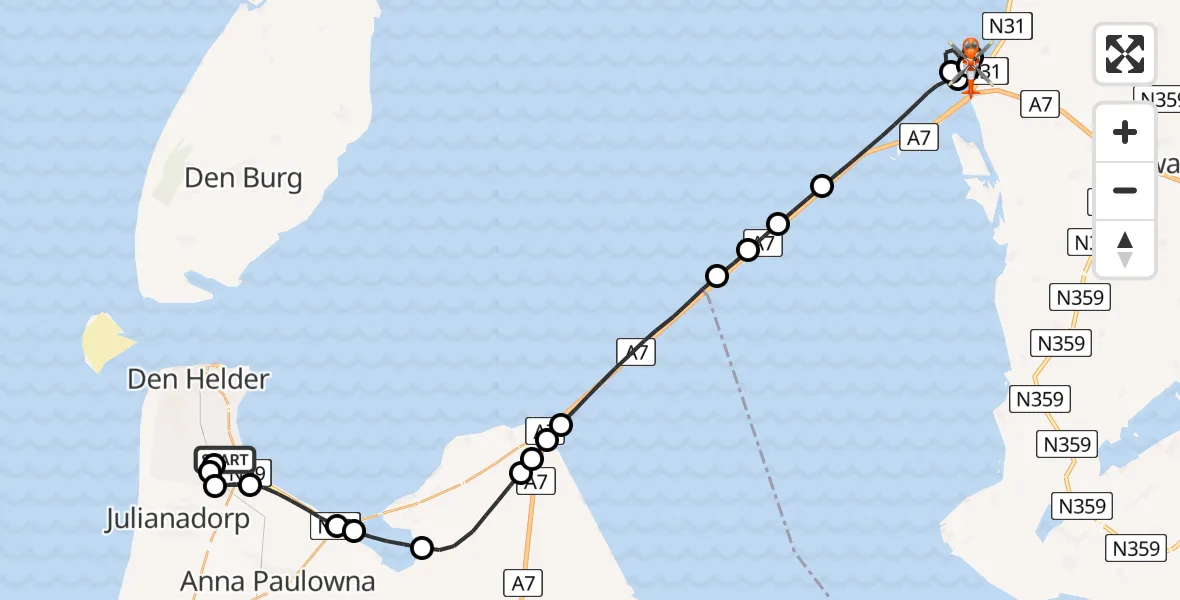 Kustwachthelikopter onderweg vanuit Militair vliegveld De Kooy / Den ...
